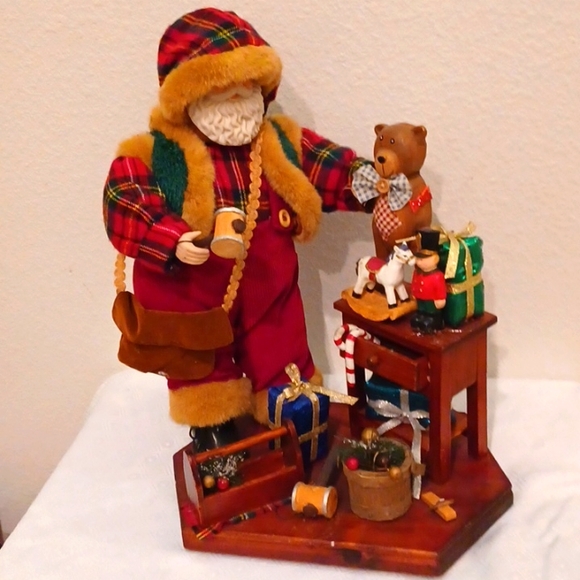 Holiday | Dan Dee International Santa Display Wooden Decoration | Poshmark